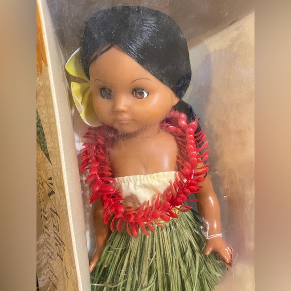 Vintage | Toys | Vintage 972 Malia Hawaiian Doll Anekona Hawaii Wahine ...